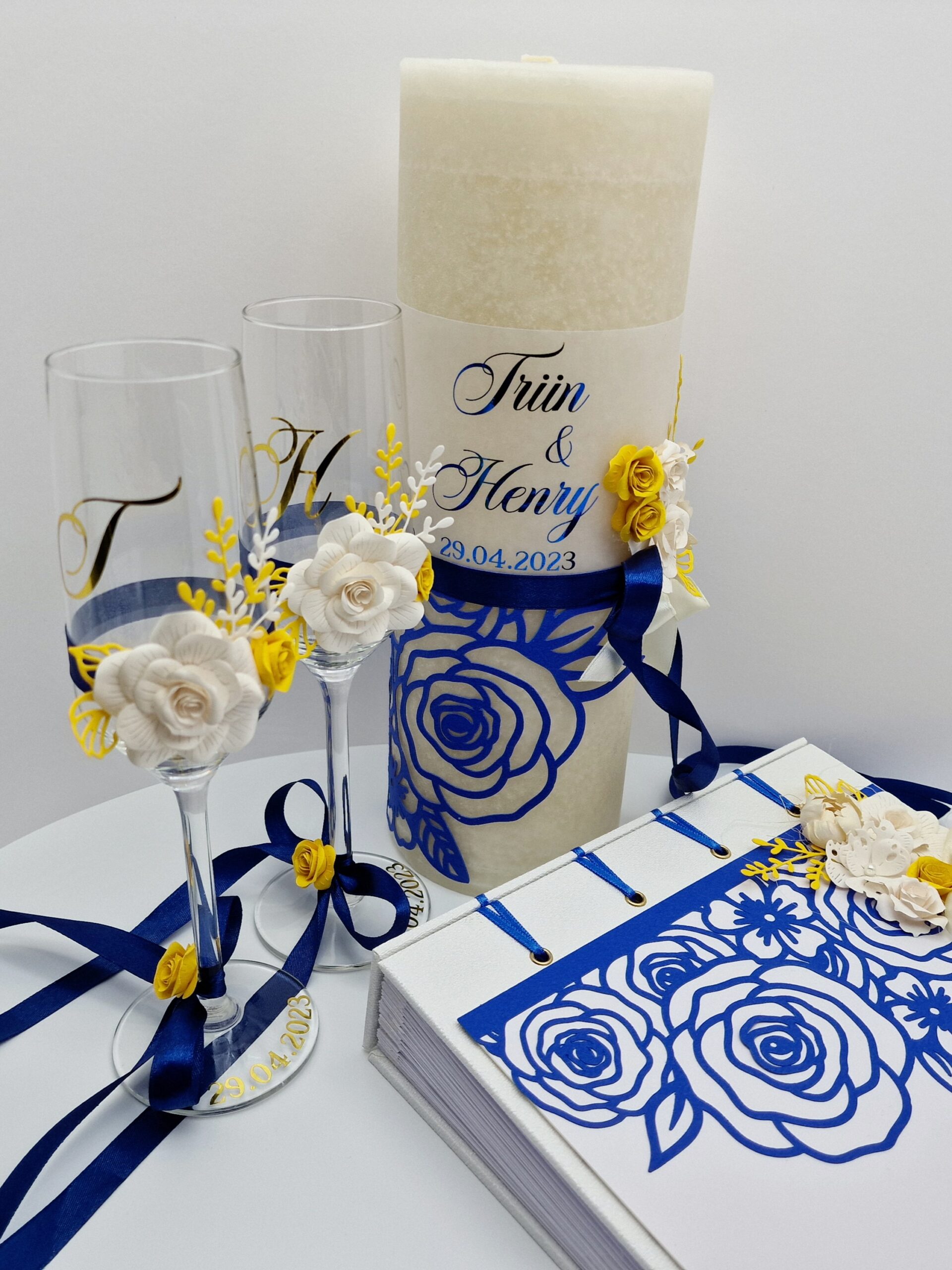 Kaunistatud pokaal - Lillely personaalne paberikäsitöö